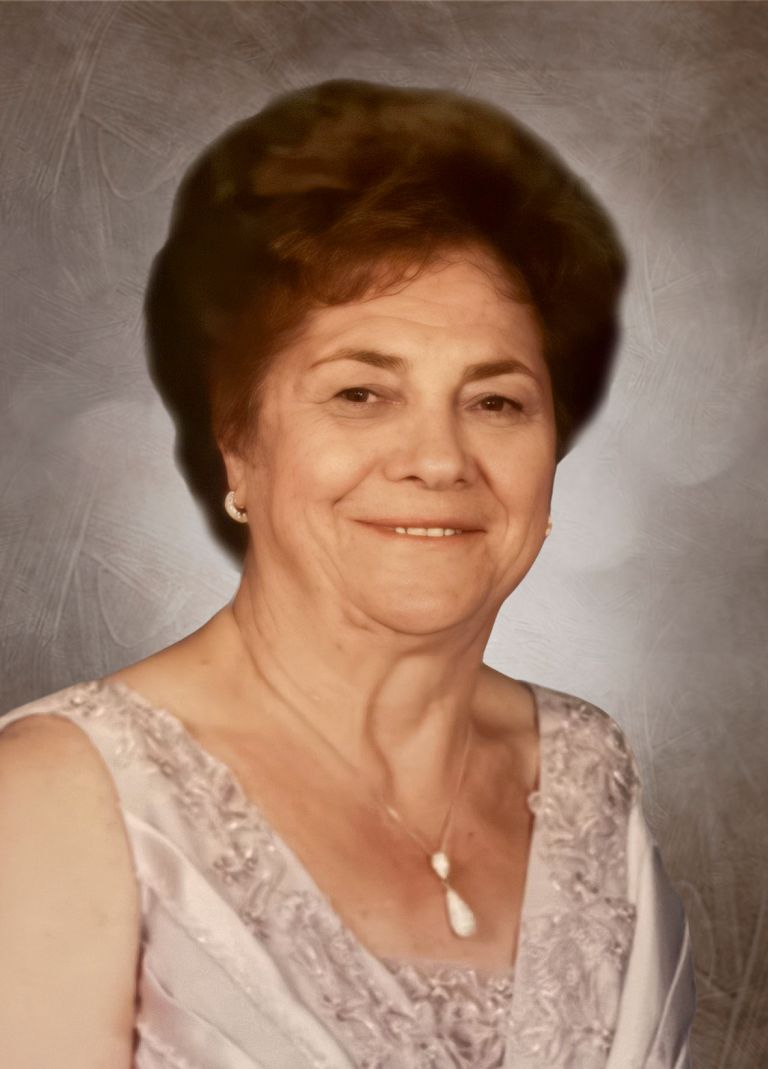 Filomena Anna Manganiello - Urgel Bourgie