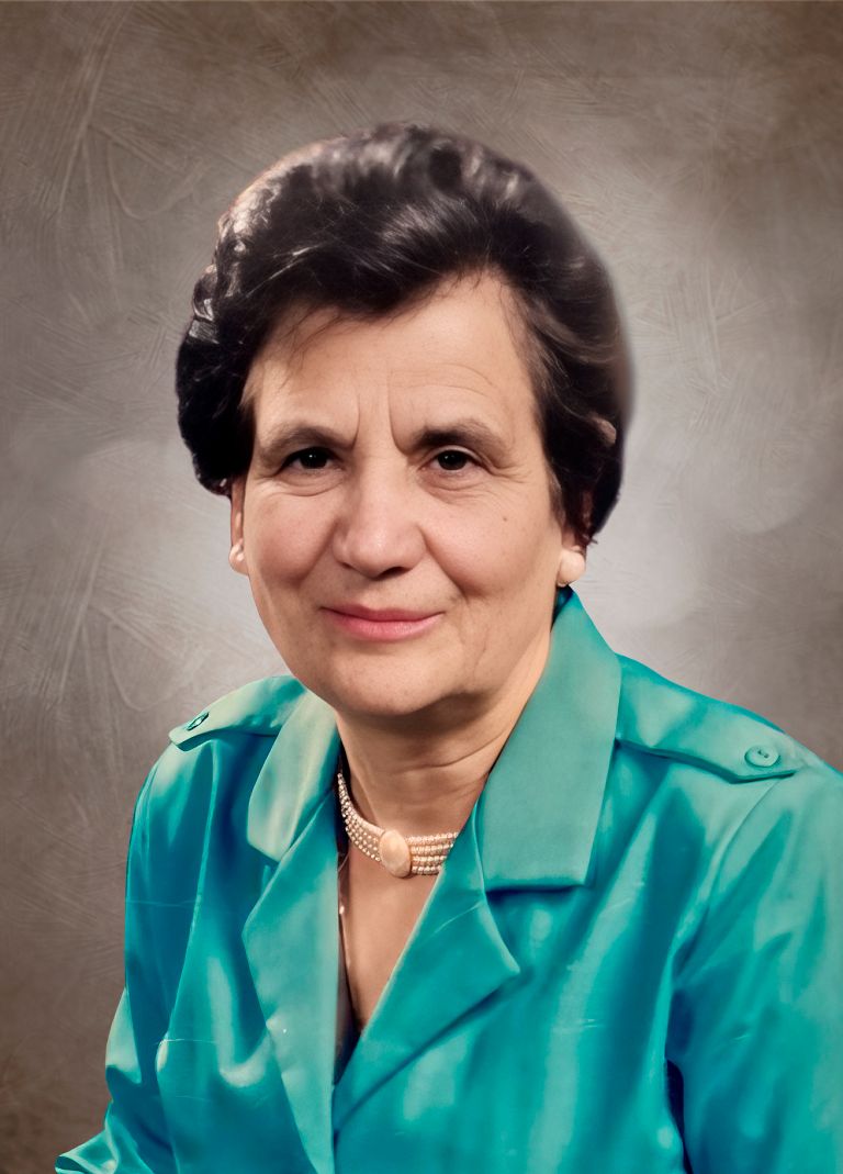 Domenica D'Altorio - Urgel Bourgie